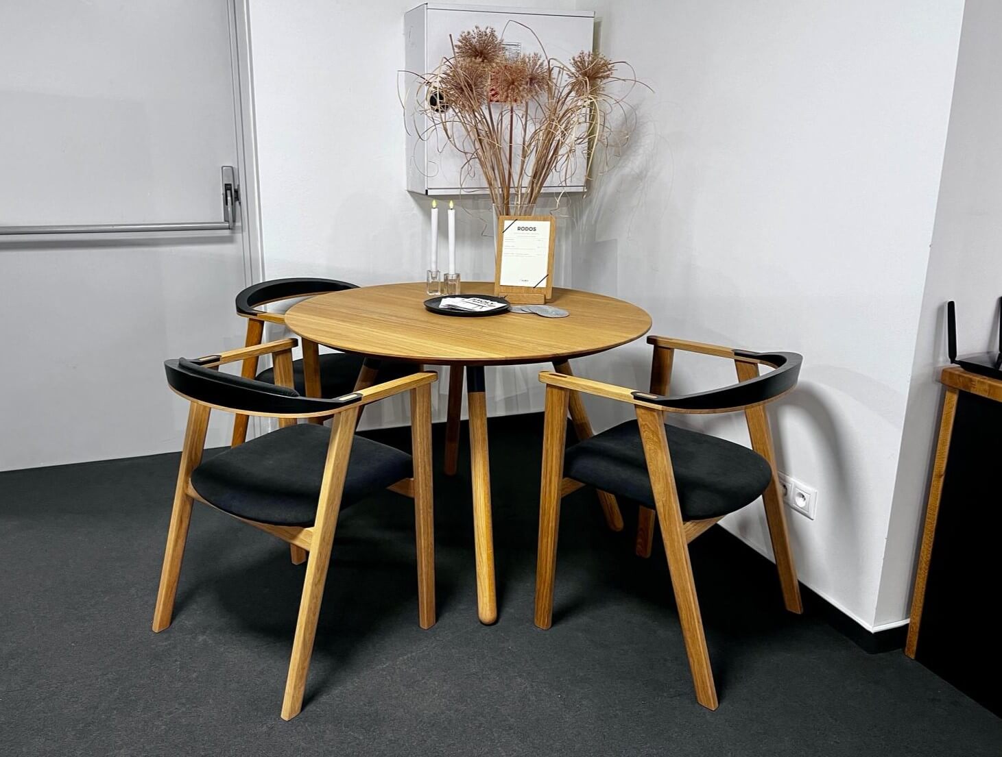 JELÍNEK – Bratislava - JELÍNEK - Möbel und Matratzen